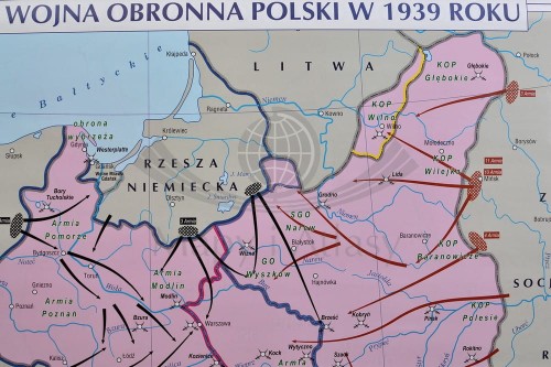POLSKA W LATACH 1920-1939 MAPA SZKOLNA ŚCIENNA